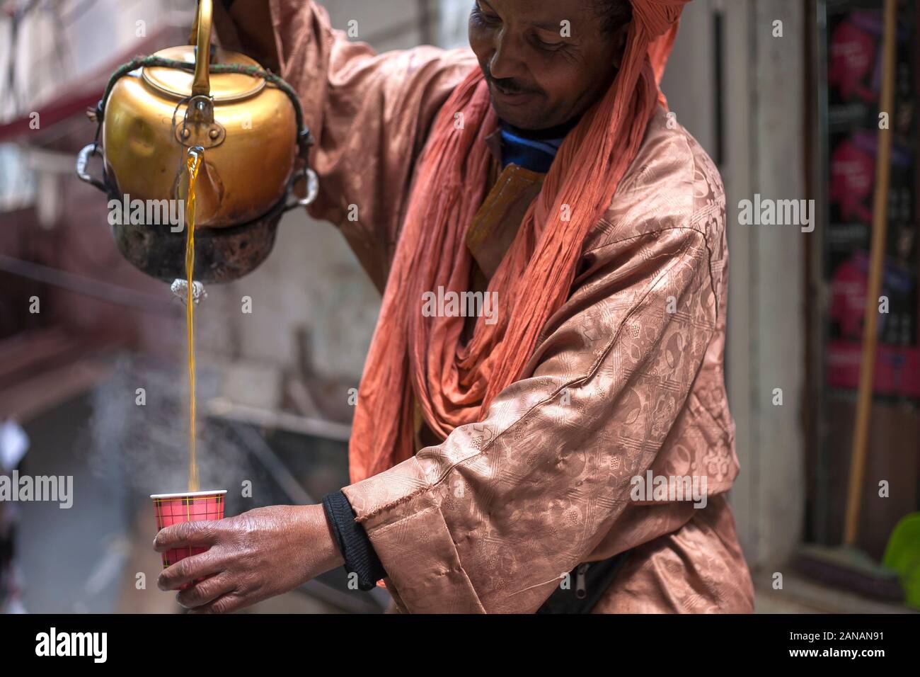 Traditional berber costume hi-res stock photography and images - Alamy