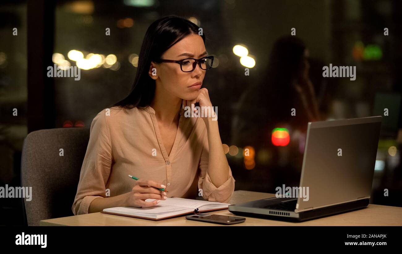 Workaholic ponder hi-res stock photography and images - Alamy