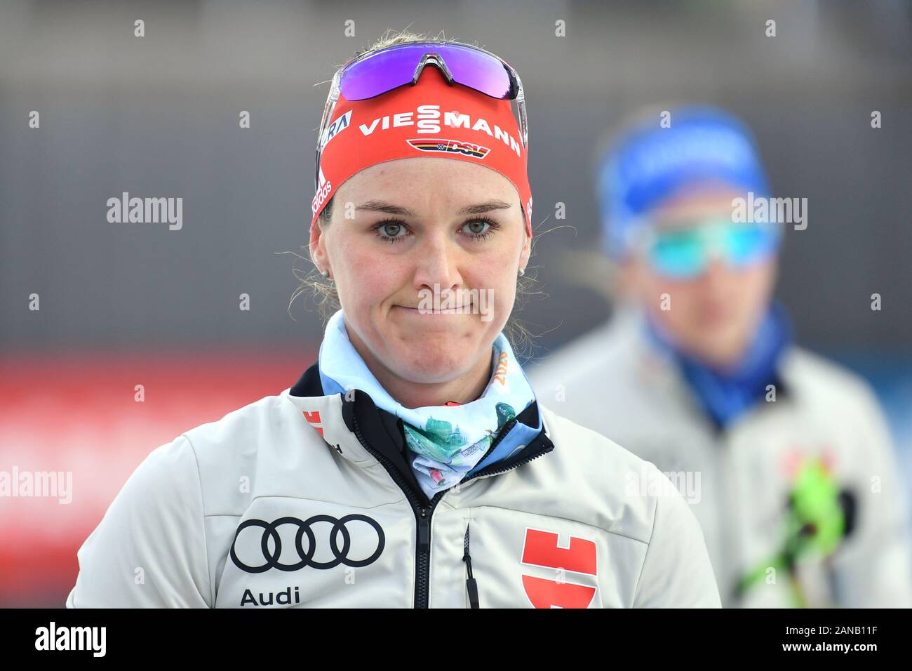 Denise HERRMANN (GER), single image, cut single motif, portrait ...