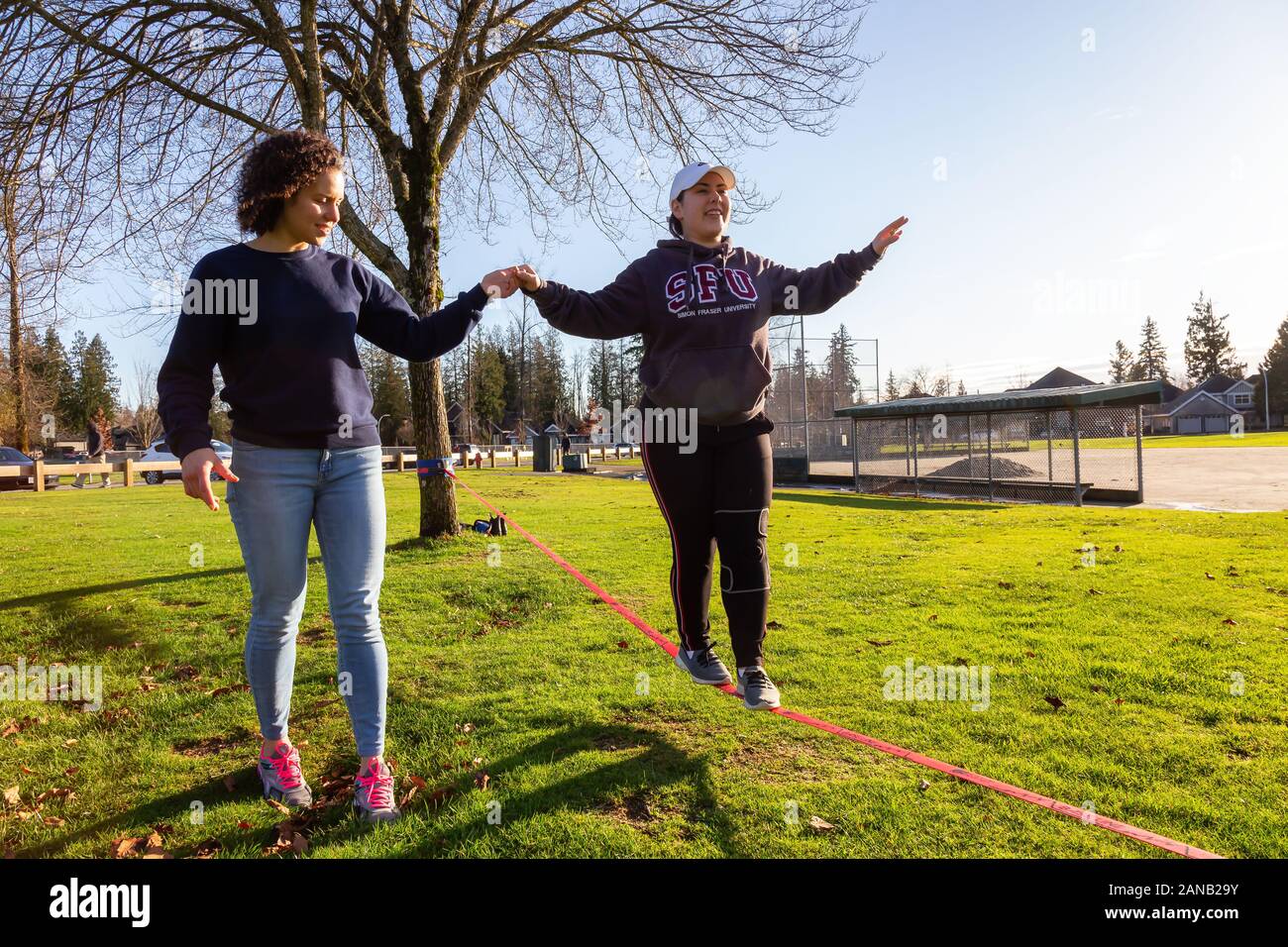 Slacklining park hi-res stock photography and images - Alamy
