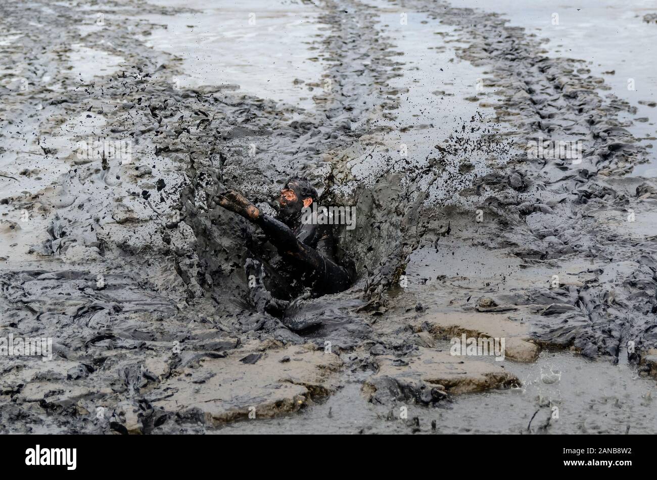 "Mud Block" is a carnival block where people have fun, fantasize and ...