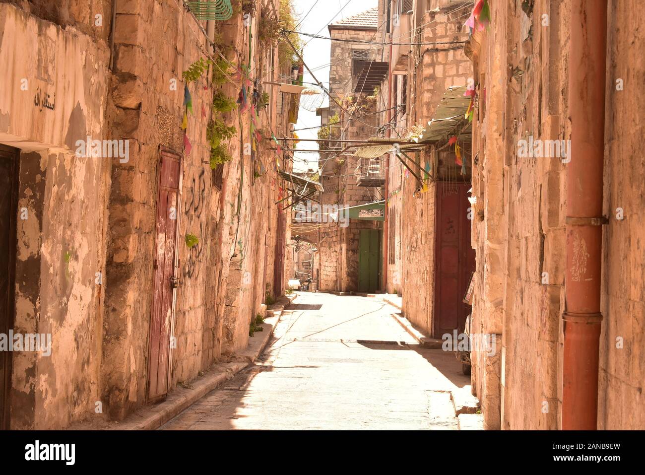 A street in Nablus with stone buildings West Bank Stock Photo - Alamy