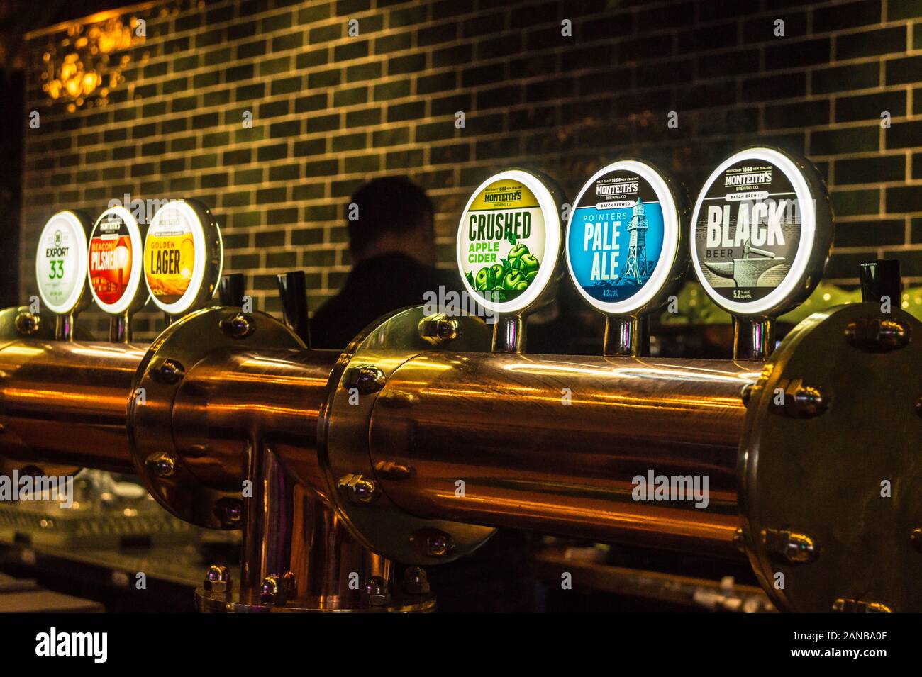 Beer logos hi-res stock photography and images - Alamy