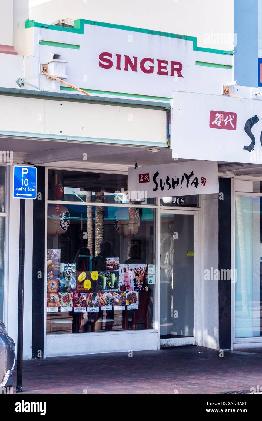 Singer building hi-res stock photography and images - Alamy