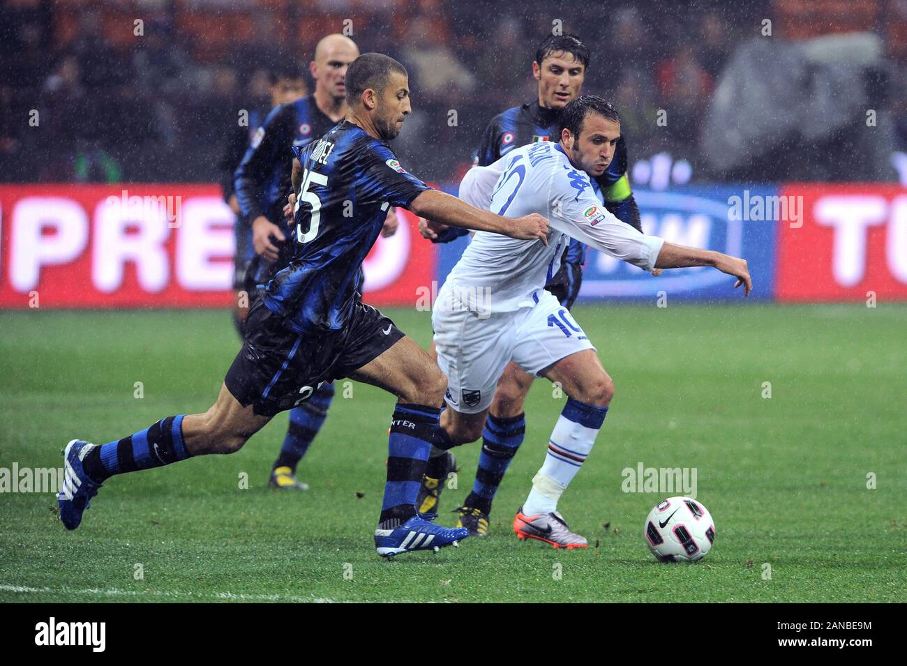 Walter samuel of inter milan hi-res stock photography and images - Alamy
