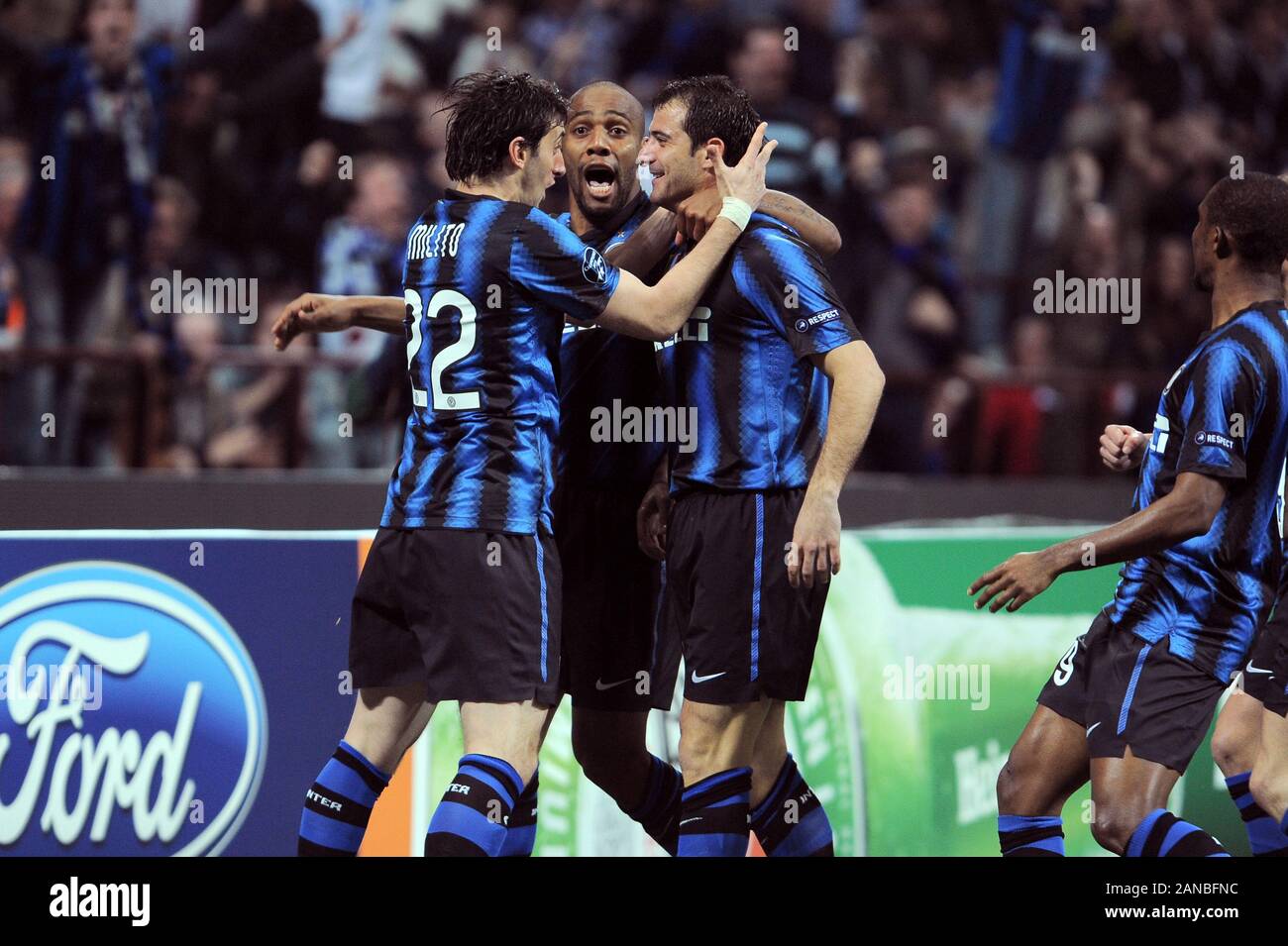 Dejan stankovic inter milan goal hi-res stock photography and images ...