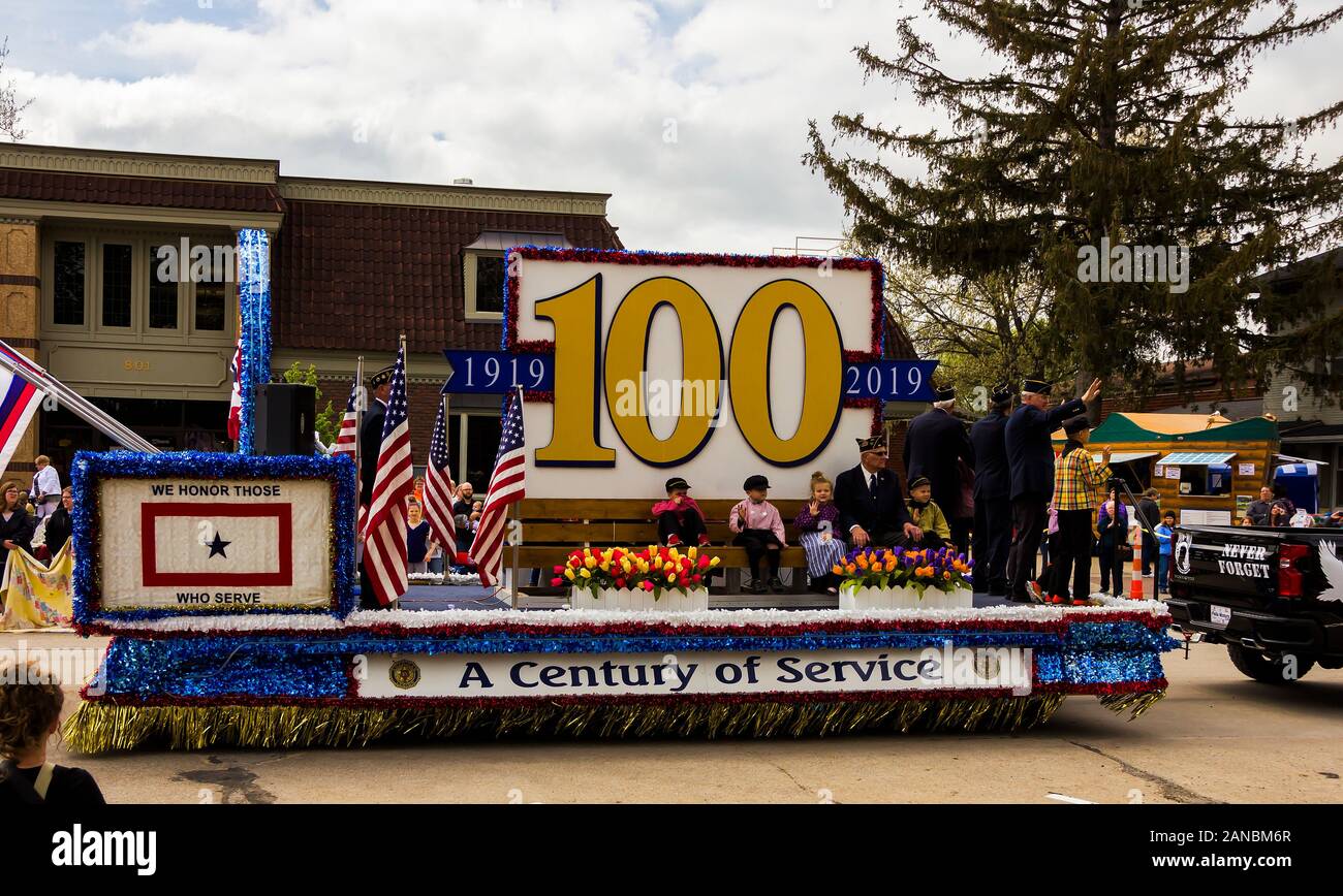 Pella tulip festival hi-res stock photography and images - Alamy