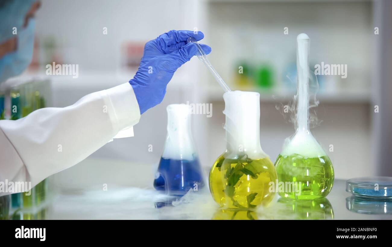 Sample extraction hi-res stock photography and images - Alamy