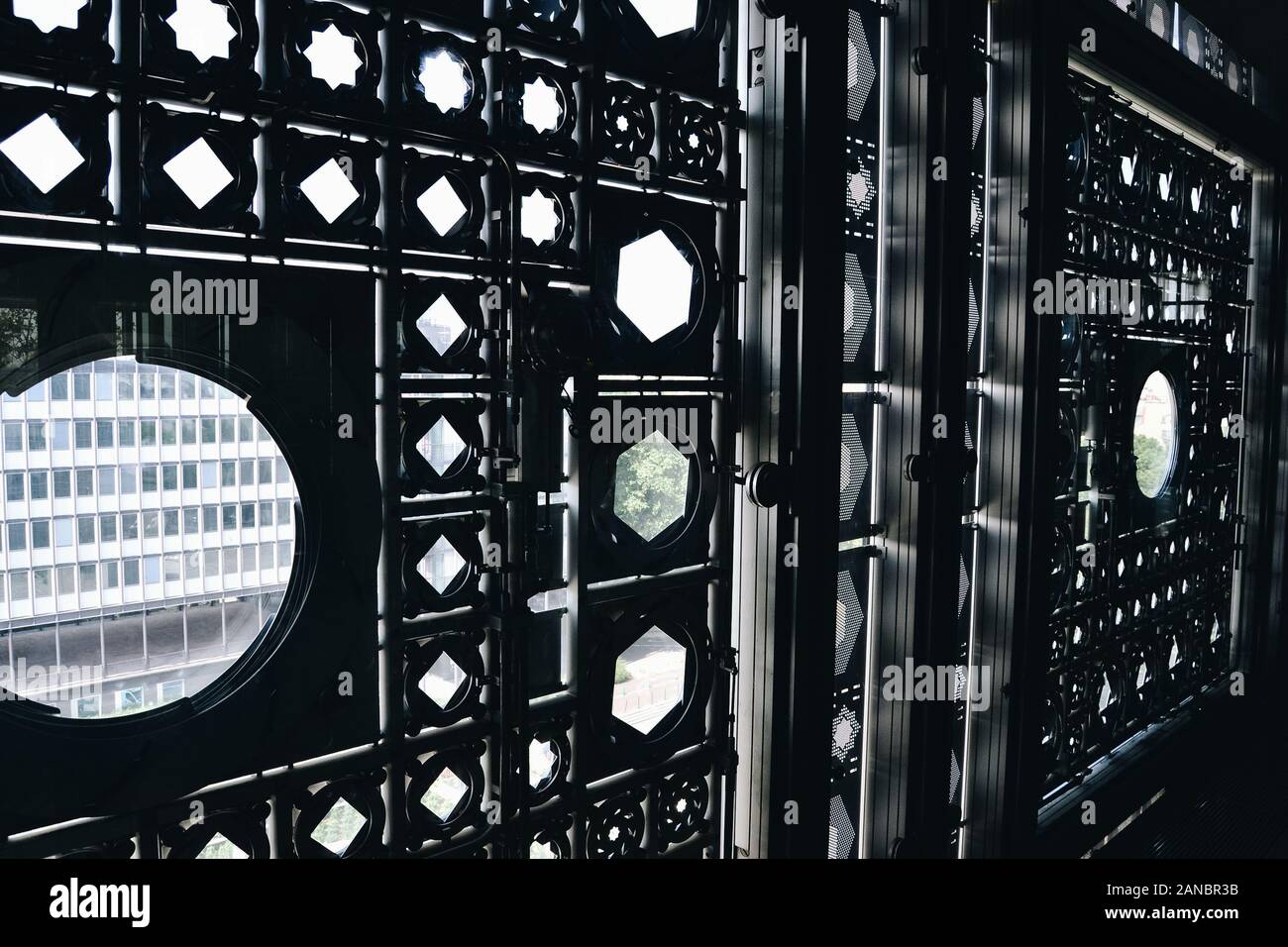 Detail of the facade of Arab World Institute Stock Photo - Alamy