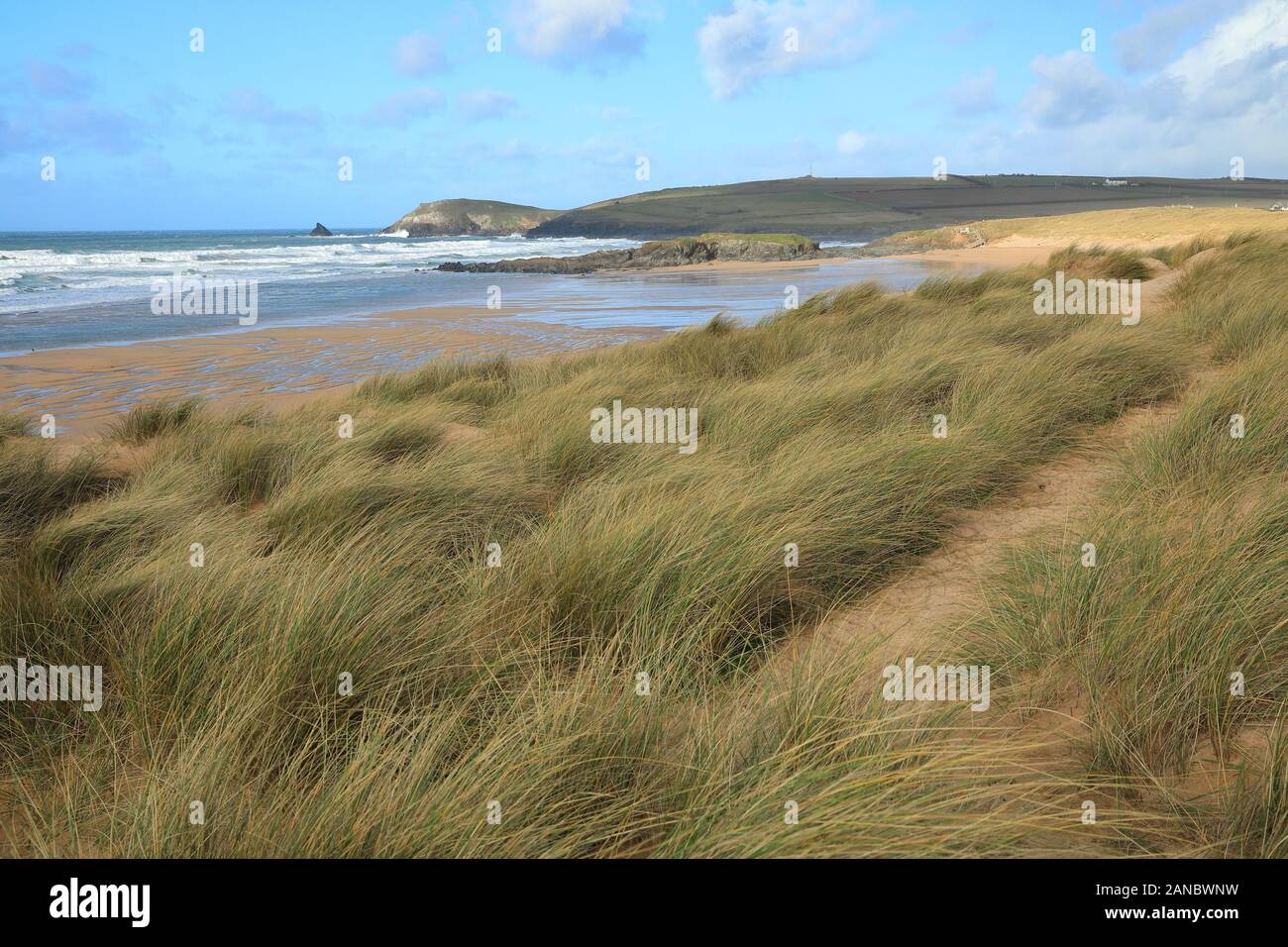 Winters day at Constantine bay, North Cornwall, England, UK Stock Photo ...