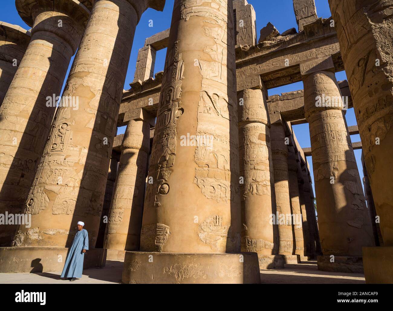the great hypostyle hall of karnak Stock Photo - Alamy
