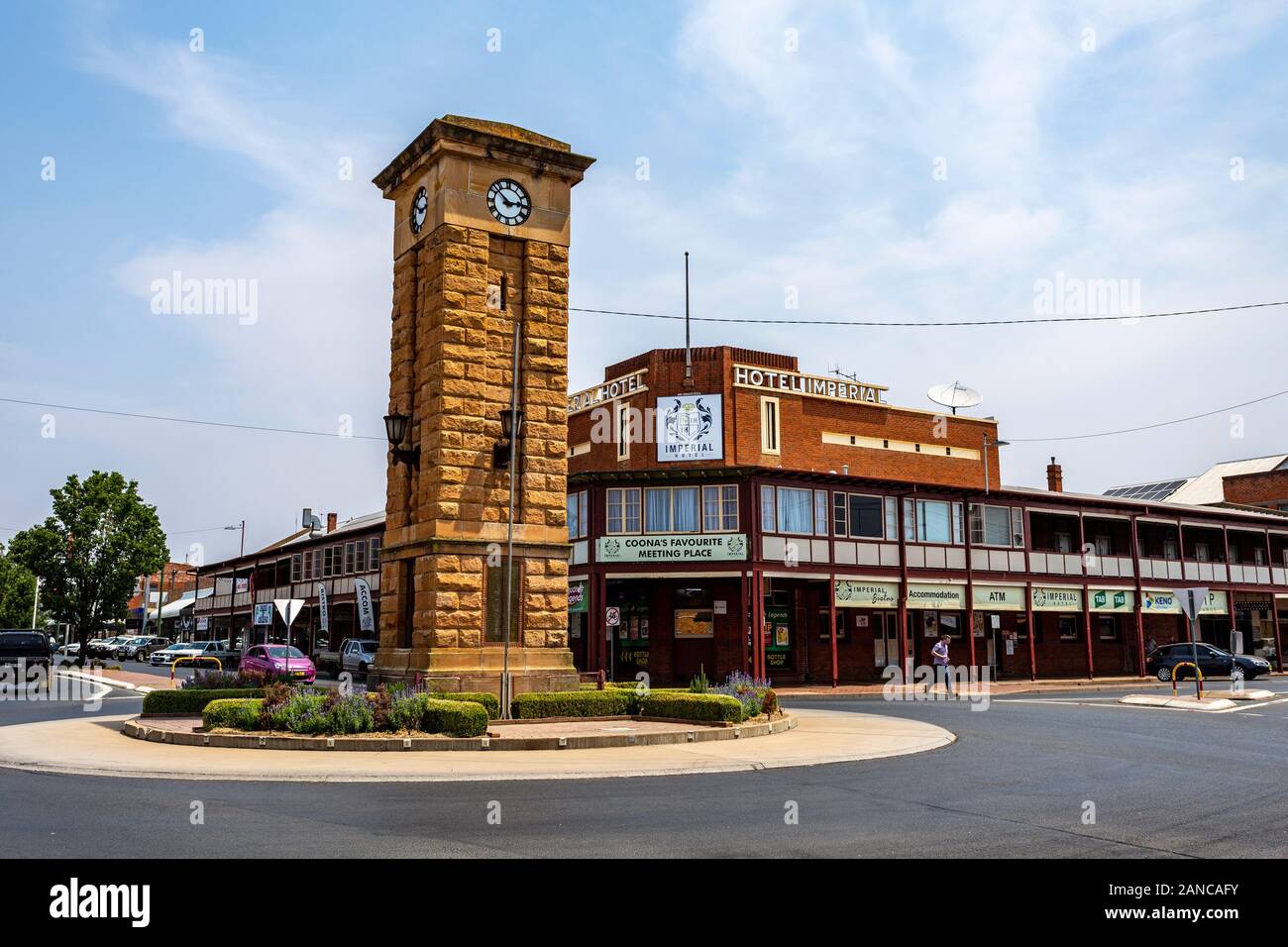 Four Faced Clock High Resolution Stock Photography and Images - Alamy