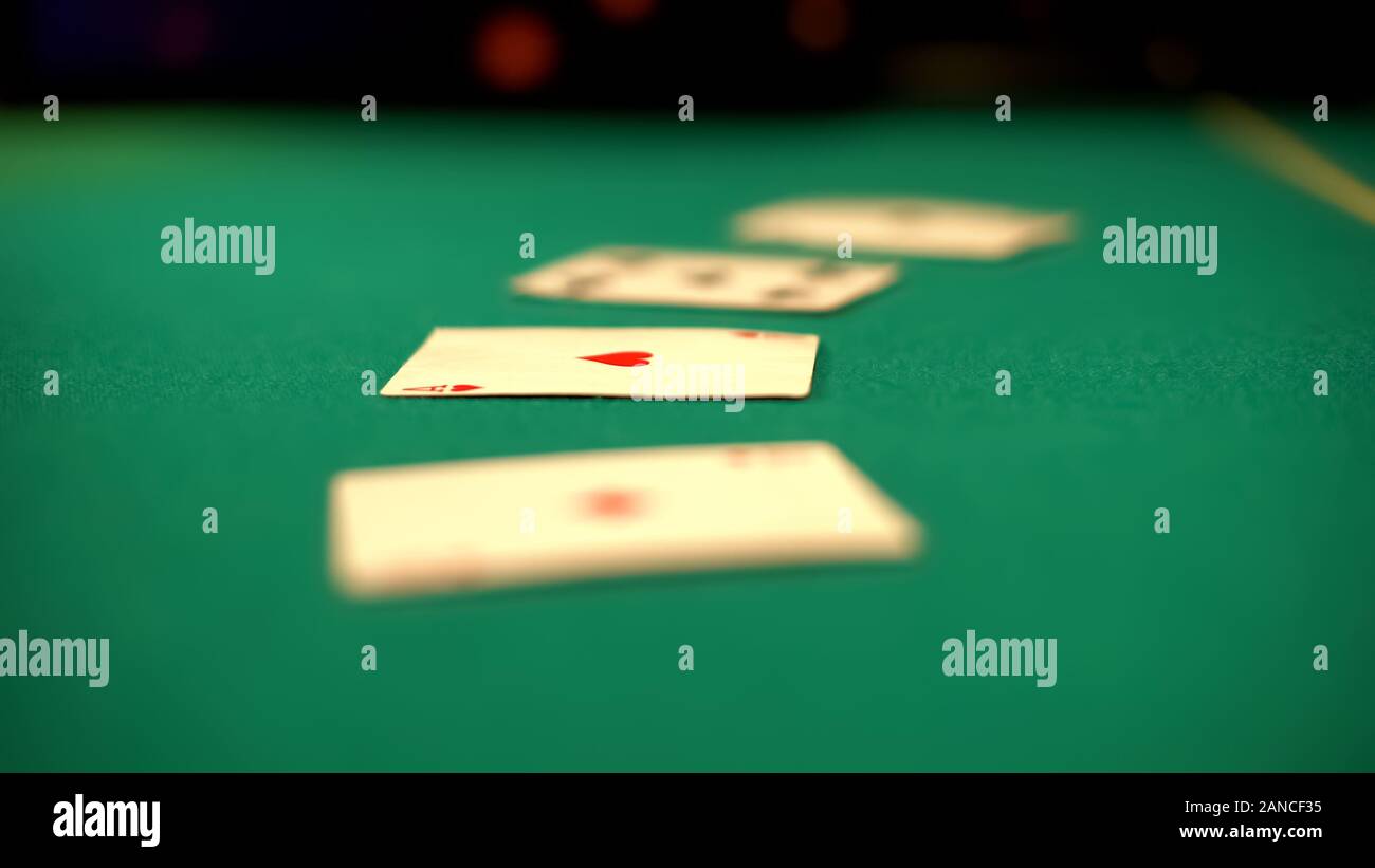 Playing cards laying hi-res stock photography and images - Alamy