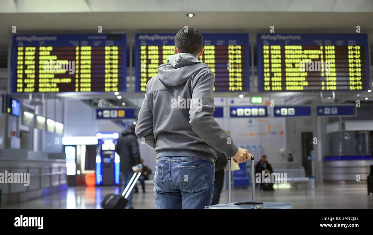 Station waiting time table hi-res stock photography and images - Alamy