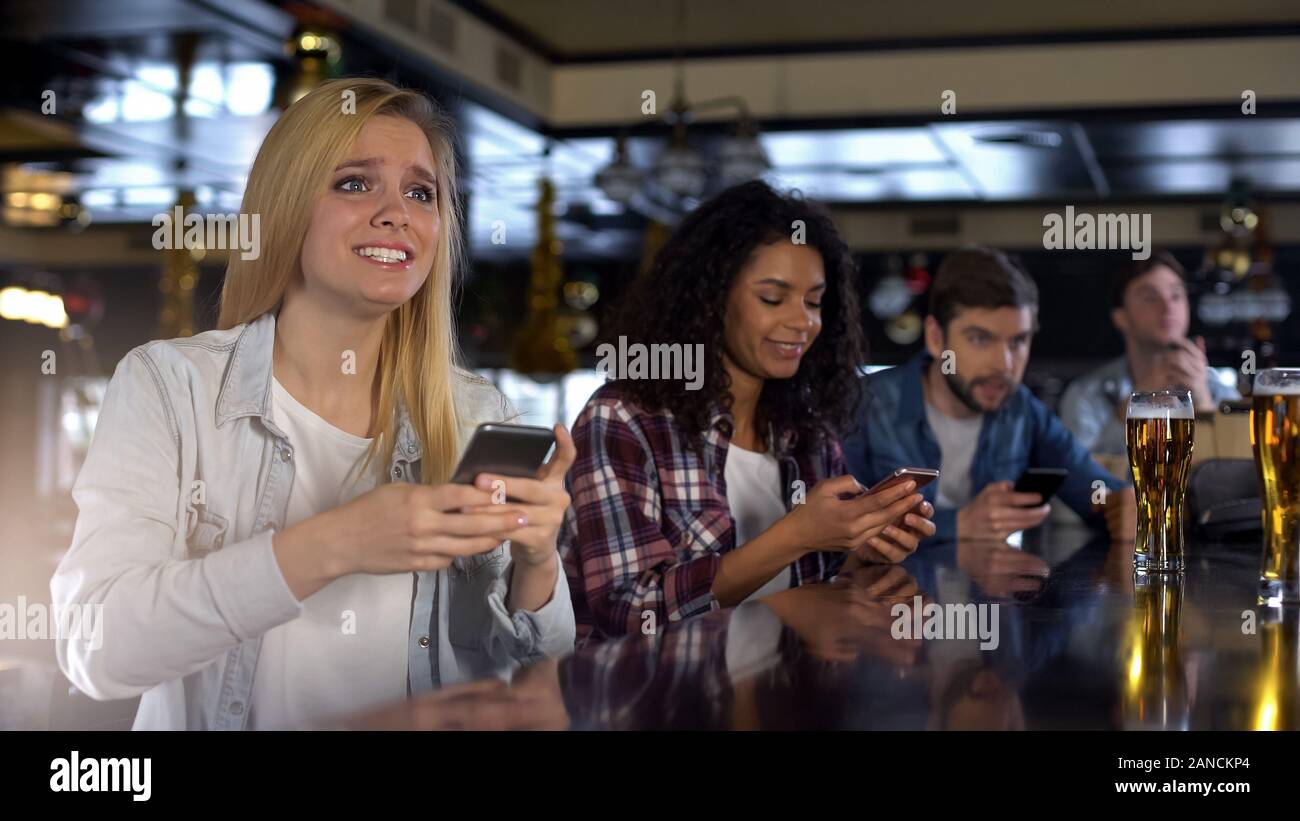 Female boxing fans hi-res stock photography and images - Alamy