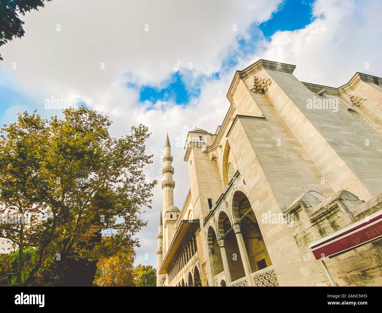 Suleymaniye Mosque. Suleymaniye Camii. Minaret, marmara. Sulaymaniye ...