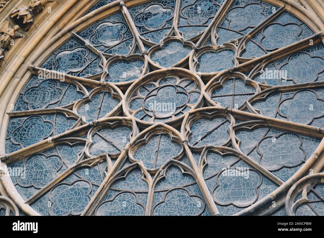 Rose window reims cathedral france hi-res stock photography and images ...