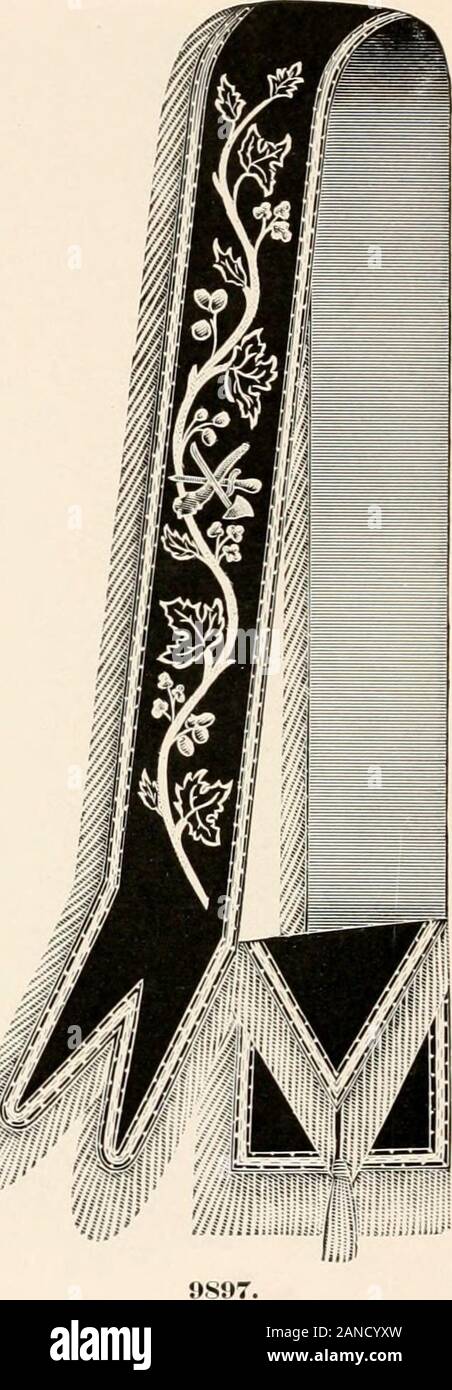 Edge embroidered with gold lace hi-res stock photography and images - Alamy