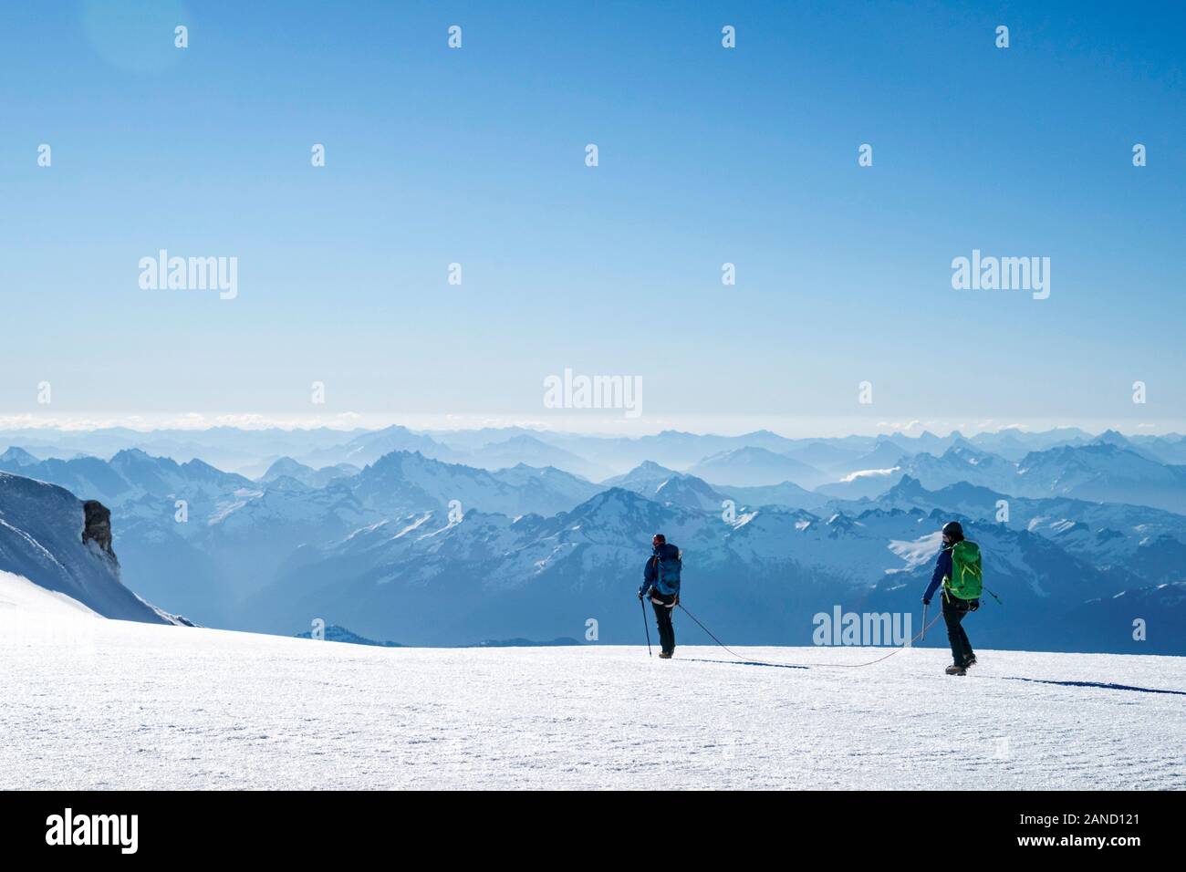 Melissa Arnot and Jen Ator, Coleman Deming Route, Mt. Baker, WA Stock ...
