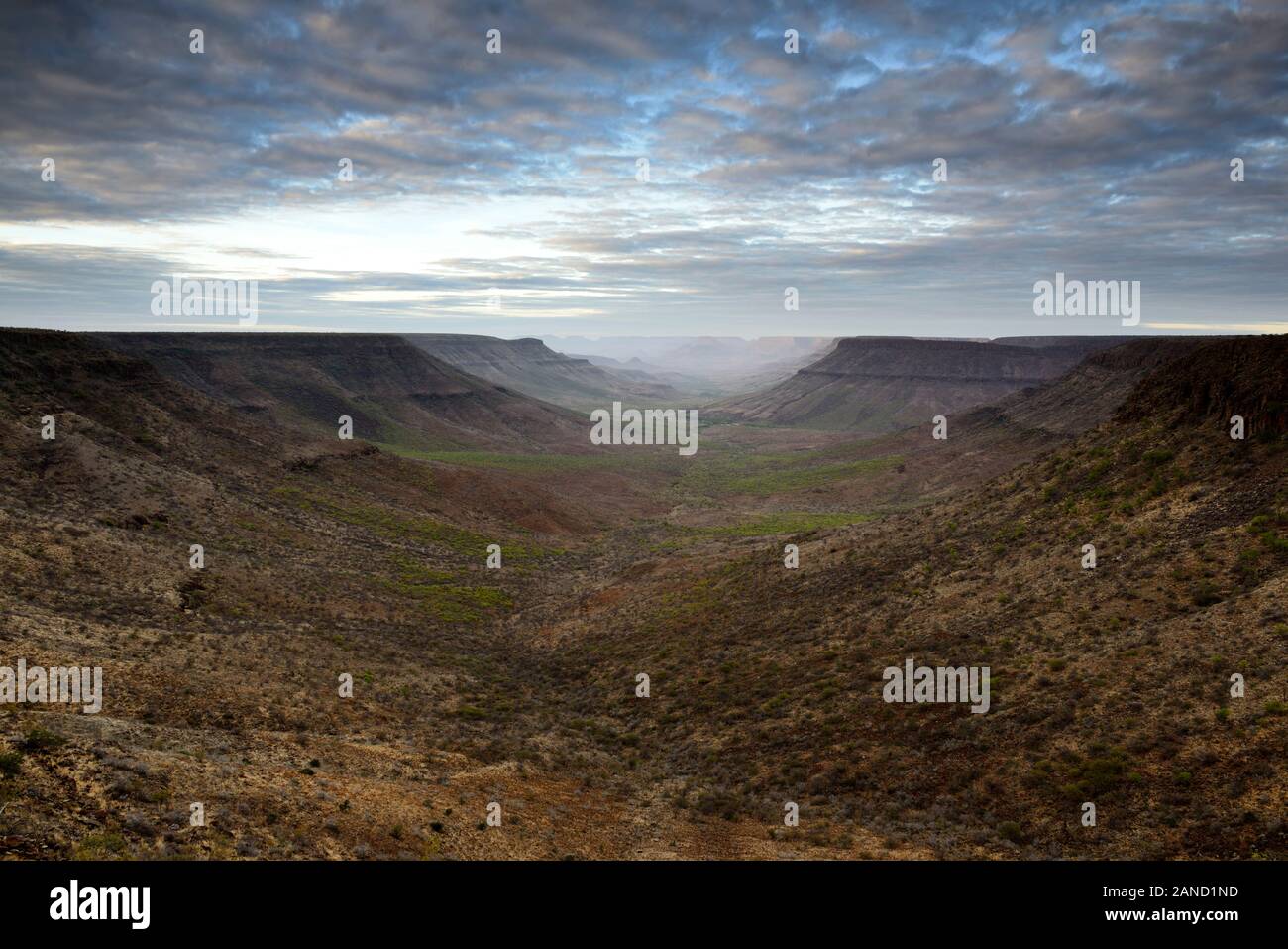 Overlooking the klip river valley hi-res stock photography and images ...