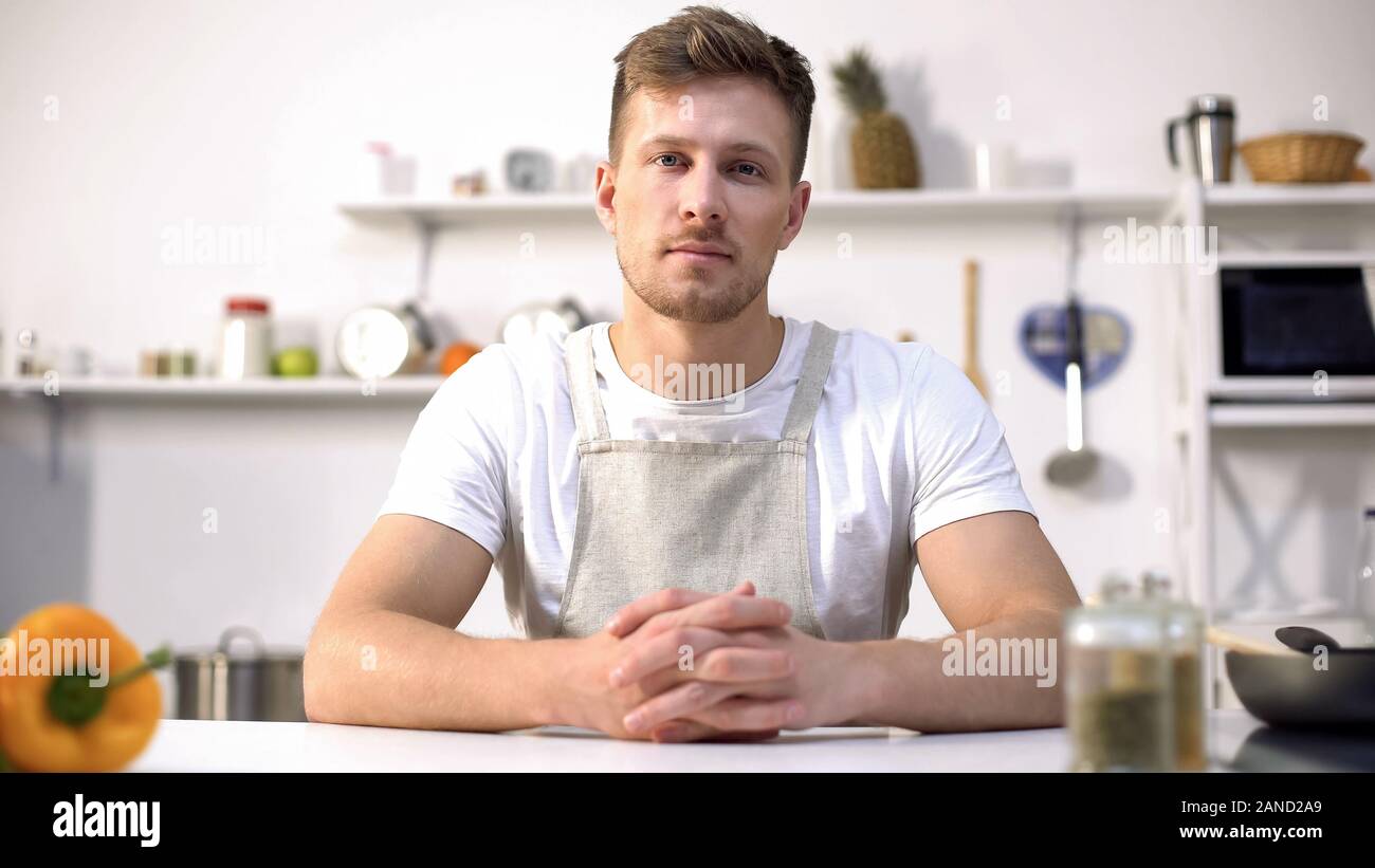 Kitchen ad man hi-res stock photography and images - Alamy