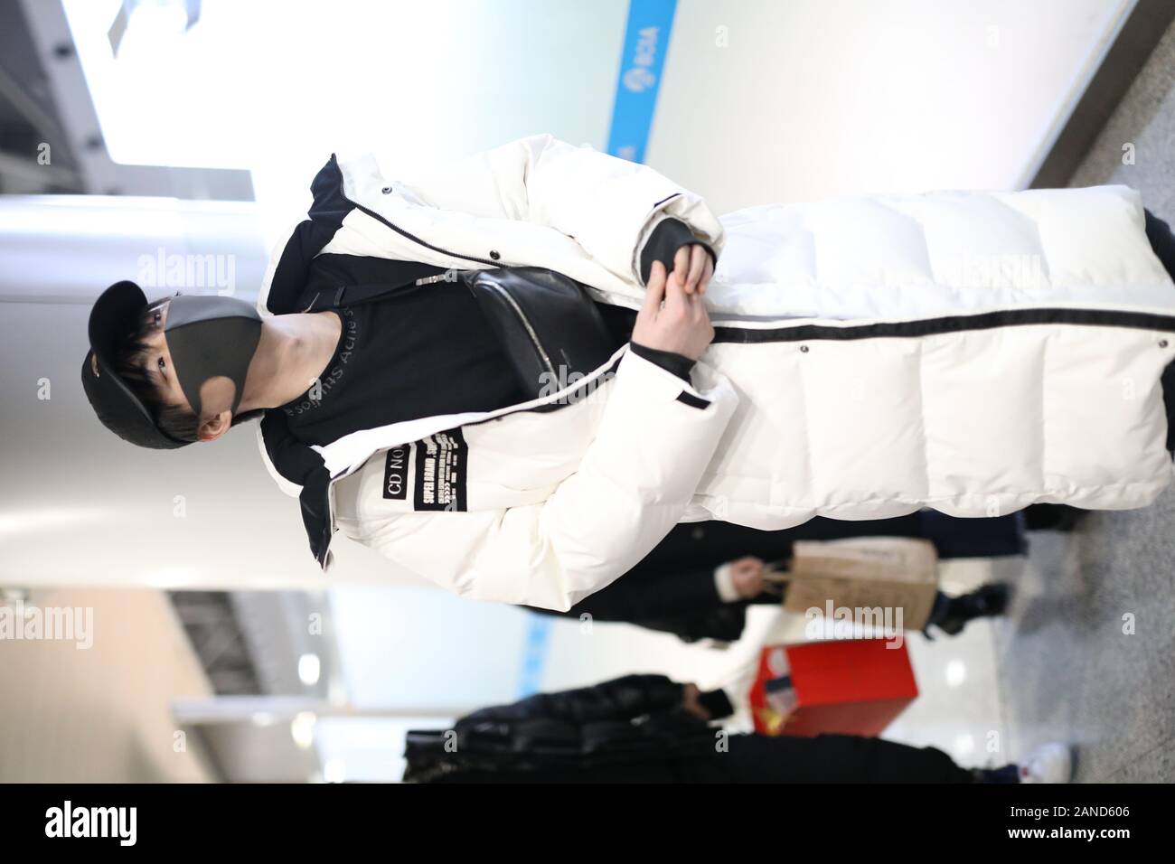 Chinese mainland pop male singer, actor Liu Yuning shows up at Shanghai ...