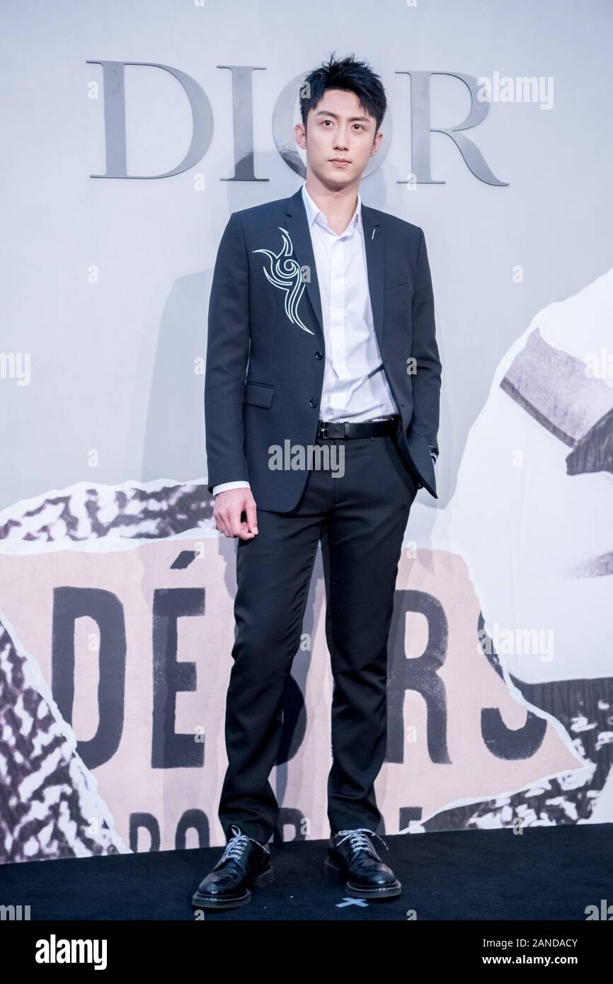 --File--Chinese actor and model Johnny Huang Jingyu arrives for a ...