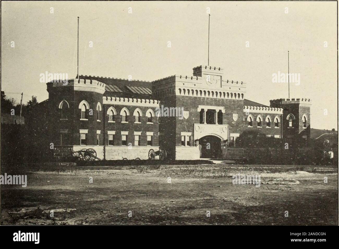 The Monticola . TIIK CIUCUO. THE ARMORY 247 Stock Photo - Alamy