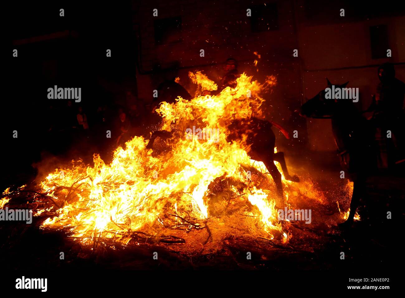 Rite de purification hi-res stock photography and images - Alamy