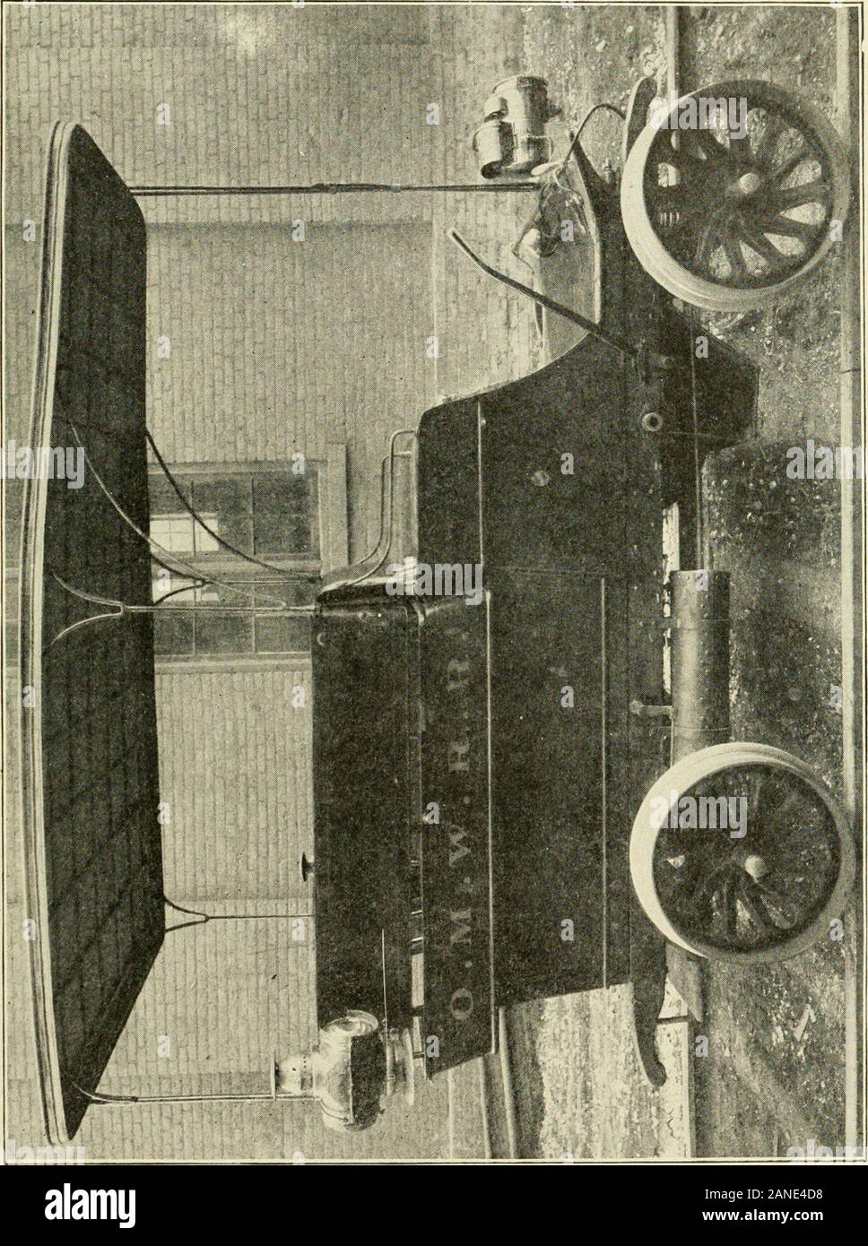 Cyclopedia of applied electricity : a general reference work on direct ...