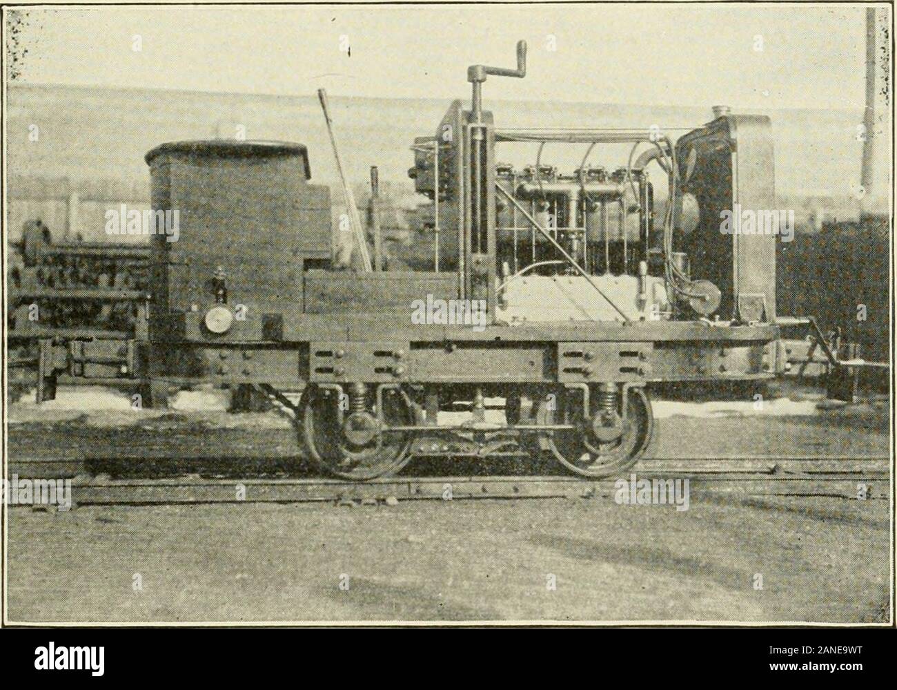 Compressor stations hi-res stock photography and images - Alamy