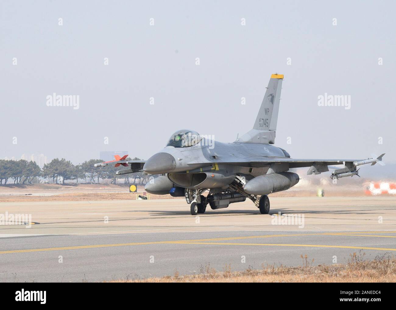 A U.S. Air Force F-16 Fighting Falcon aircraft assigned to the 80th ...