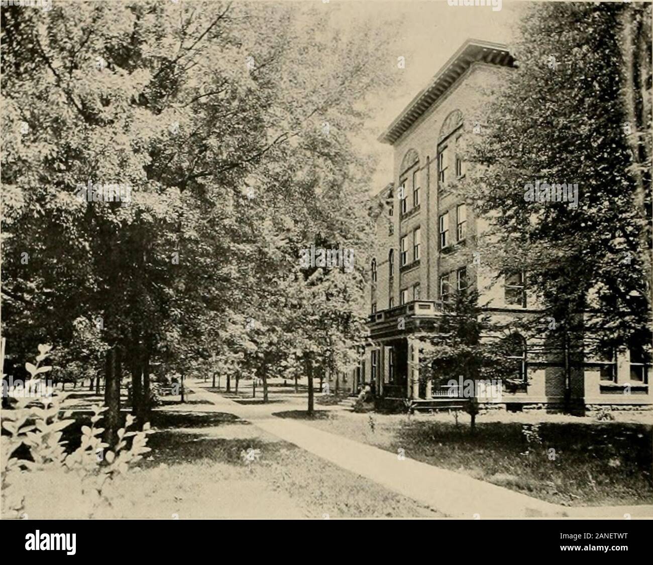 Murmurmontis: [Yearbook] 1918 . LOVERS LANE MINNA L. HARDING, B.O ...