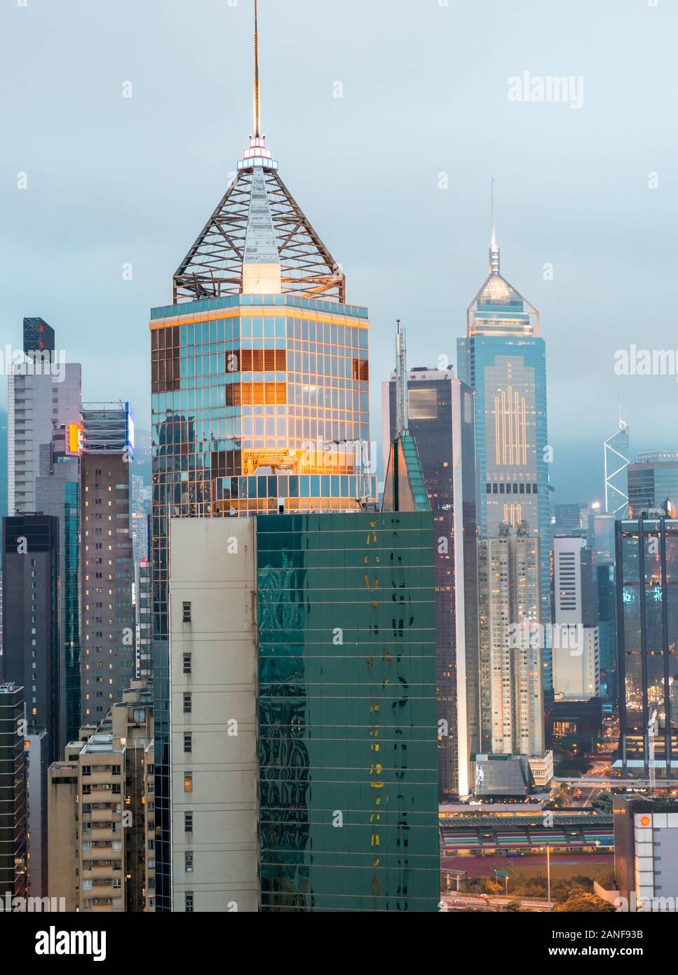 Hk hongkong skyscrapers hi-res stock photography and images - Alamy