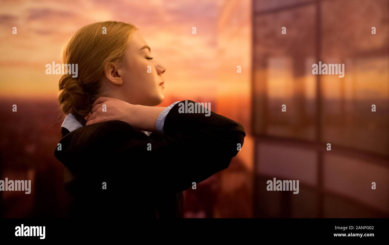 Neck exercises hi-res stock photography and images - Alamy