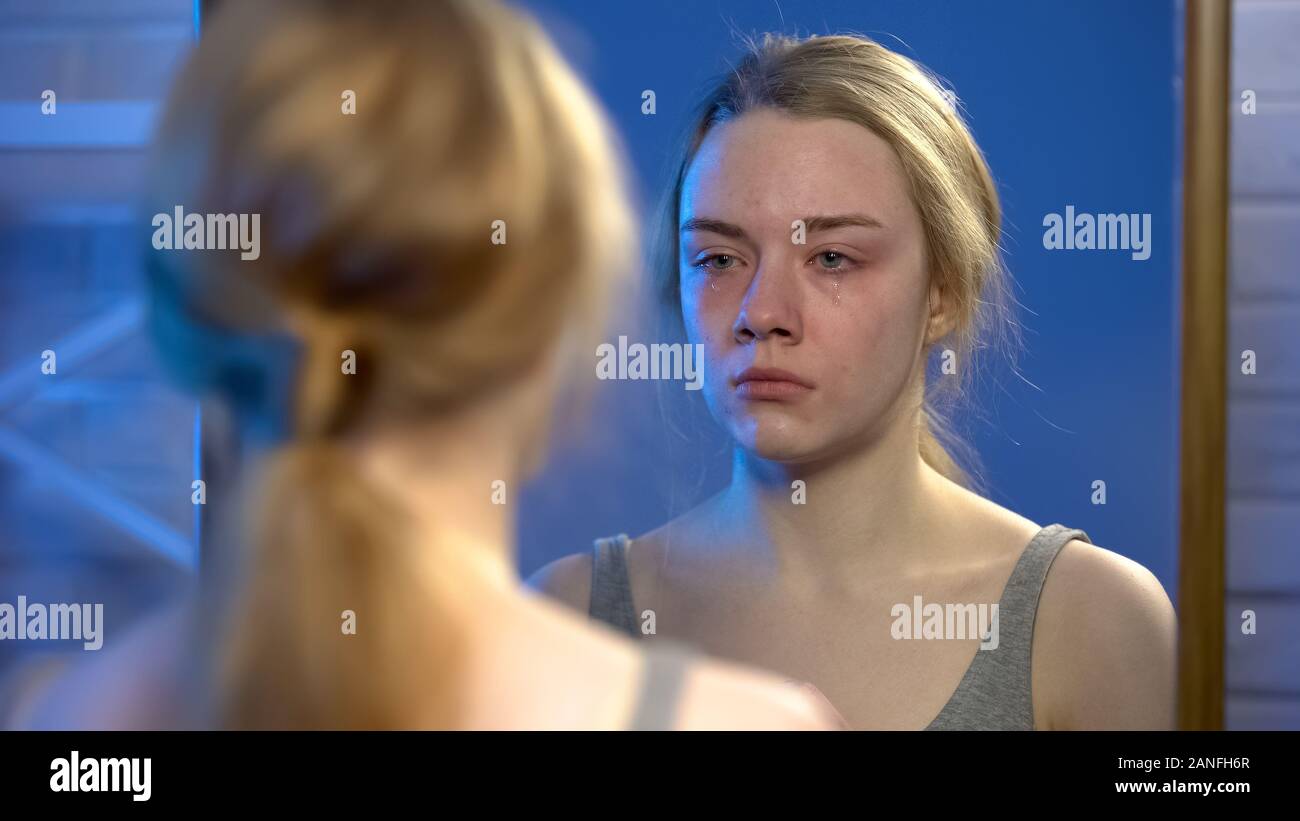 Mirror despair hi-res stock photography and images - Alamy