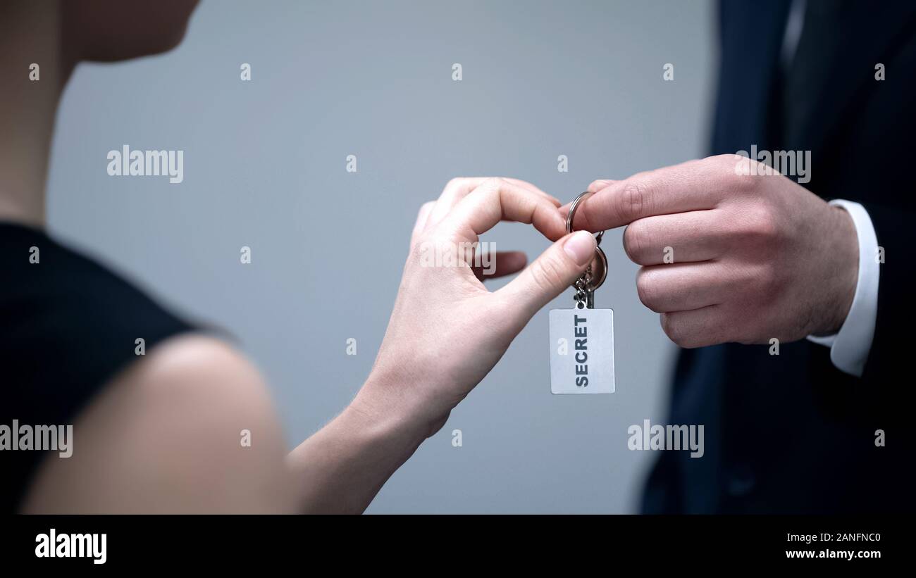 Security clearance hi-res stock photography and images - Alamy