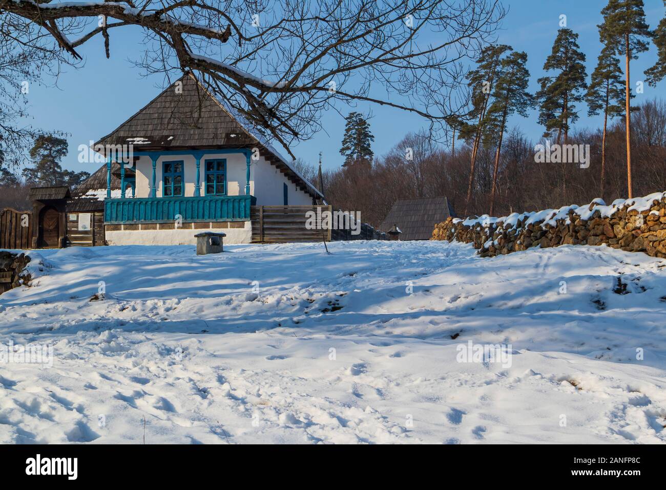 Traditional Romanian village houses. Romanian traditional architectural ...