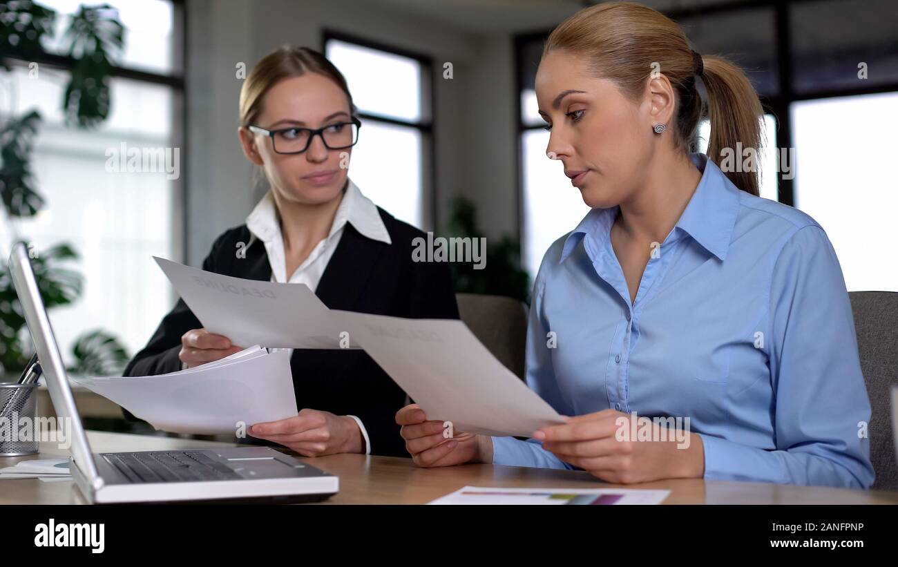 Angry coach shouting hi-res stock photography and images - Alamy