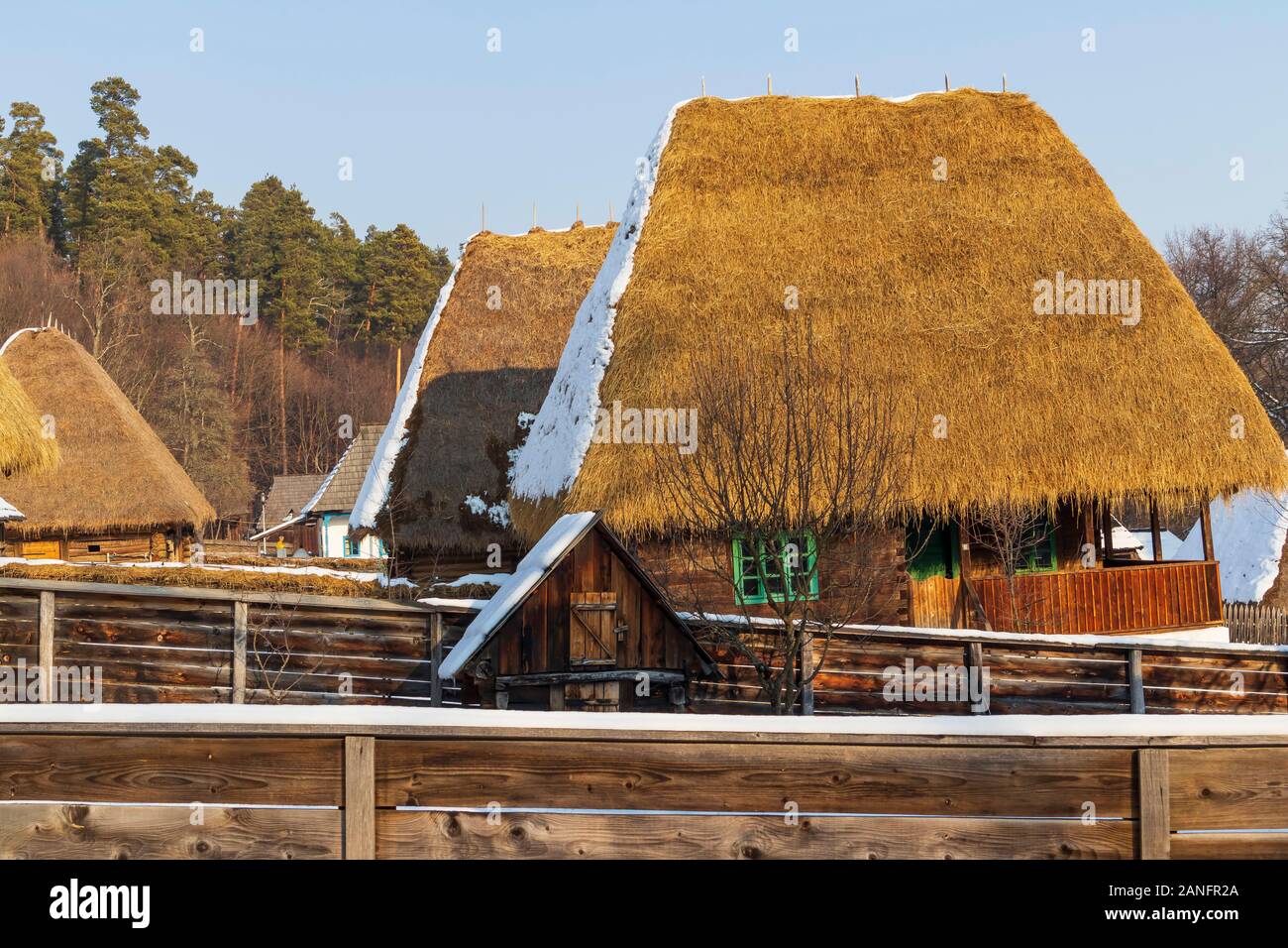Traditional Romanian village houses. Romanian traditional architectural ...