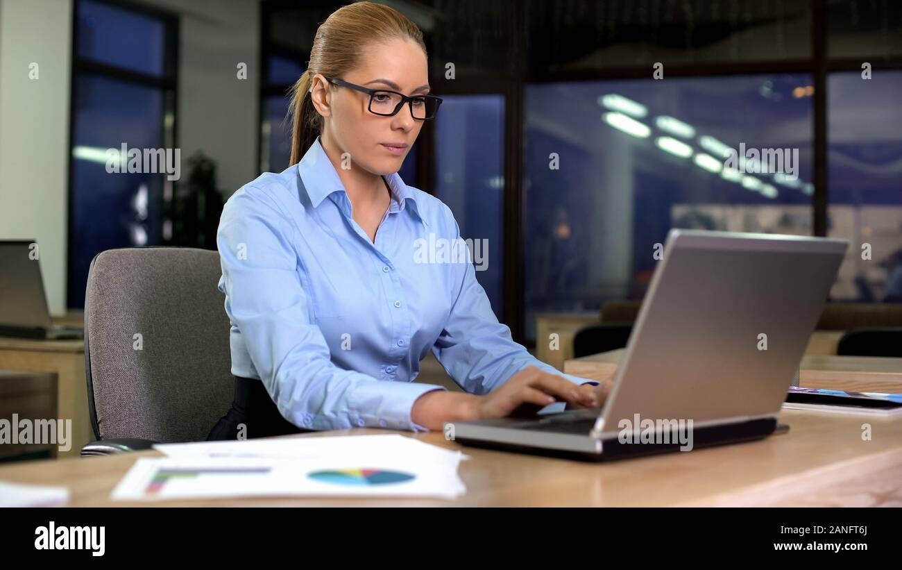 Shift boss hi-res stock photography and images - Alamy