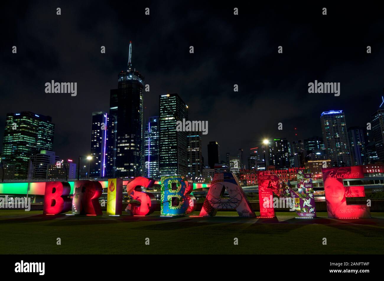 Brisbane city night panorama hi-res stock photography and images - Alamy