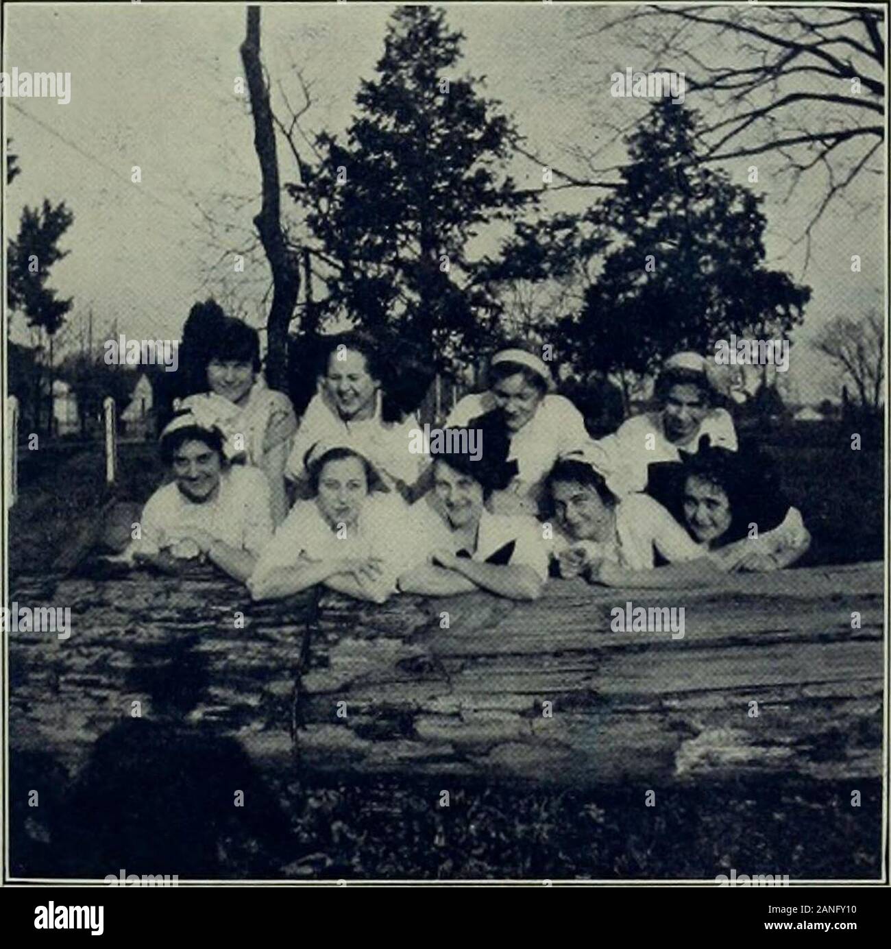 Oracle . Annie Buchanan 1912 Anna Dinsmore 1912 Maggie Griefith 1912 ...