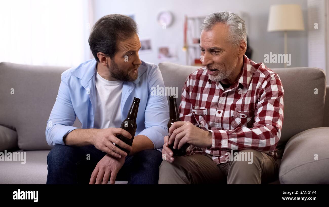 Father son drinking beer hi-res stock photography and images - Alamy