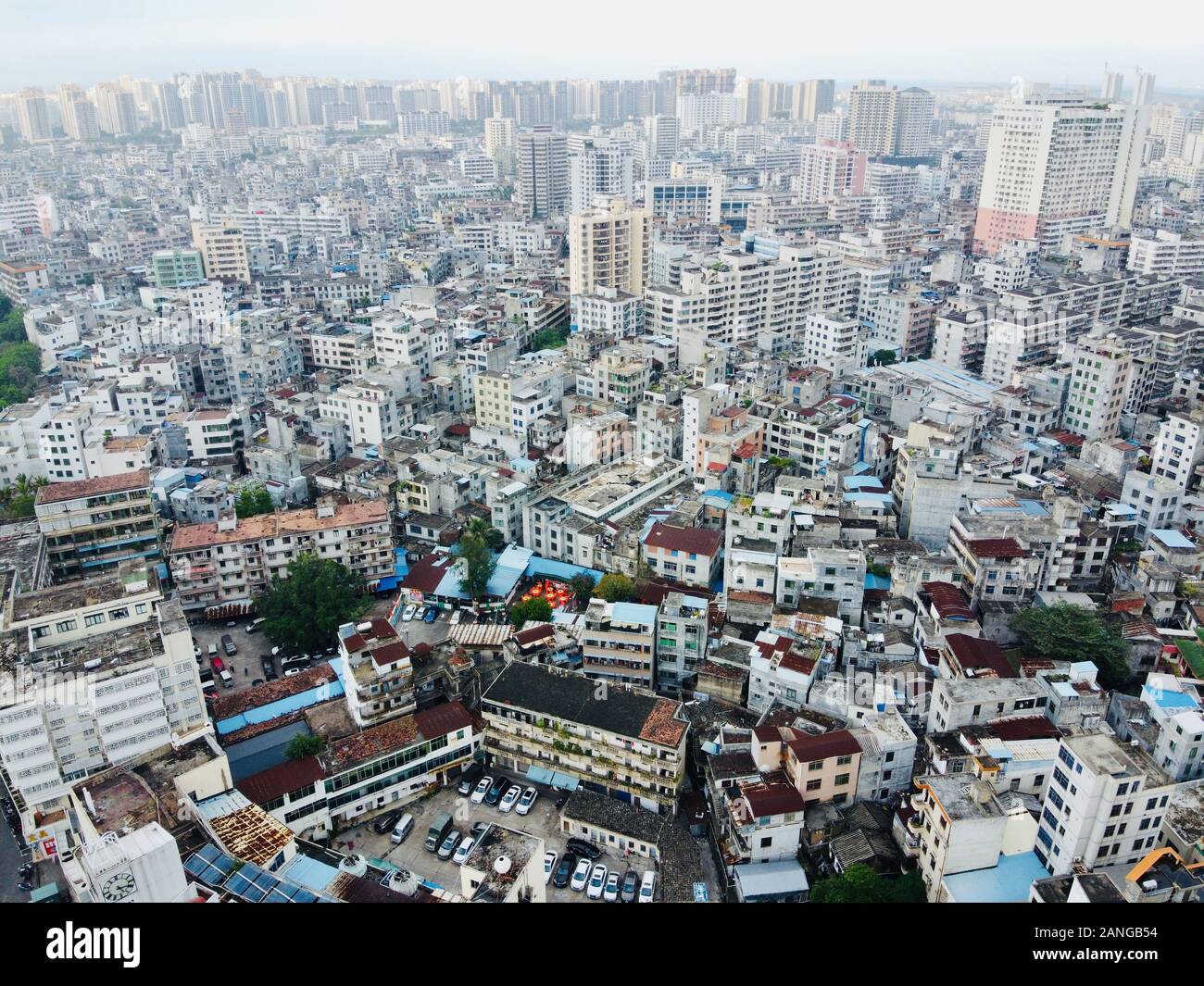 Sprawling city hi-res stock photography and images - Alamy