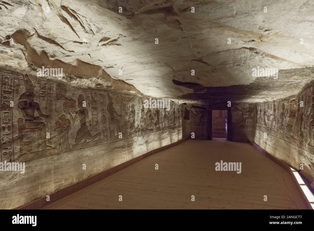 Inside great temple abu simbel hi-res stock photography and images - Alamy Inside great temple abu simbel hi-res stock photography and images - Alamy