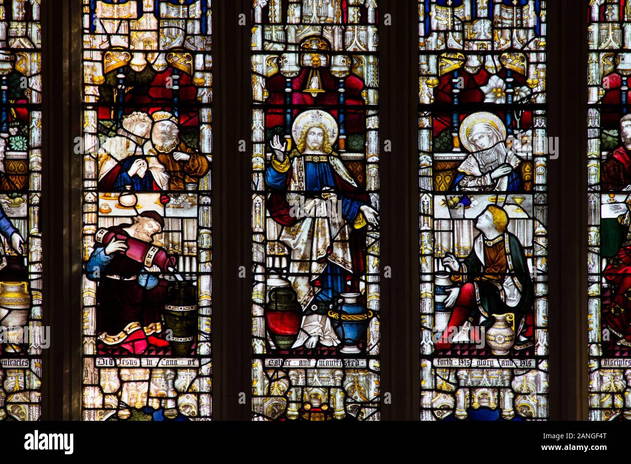 BATH, UK - APRIL 10, 2019. Interior of Bath Abbey an Anglican parish ...