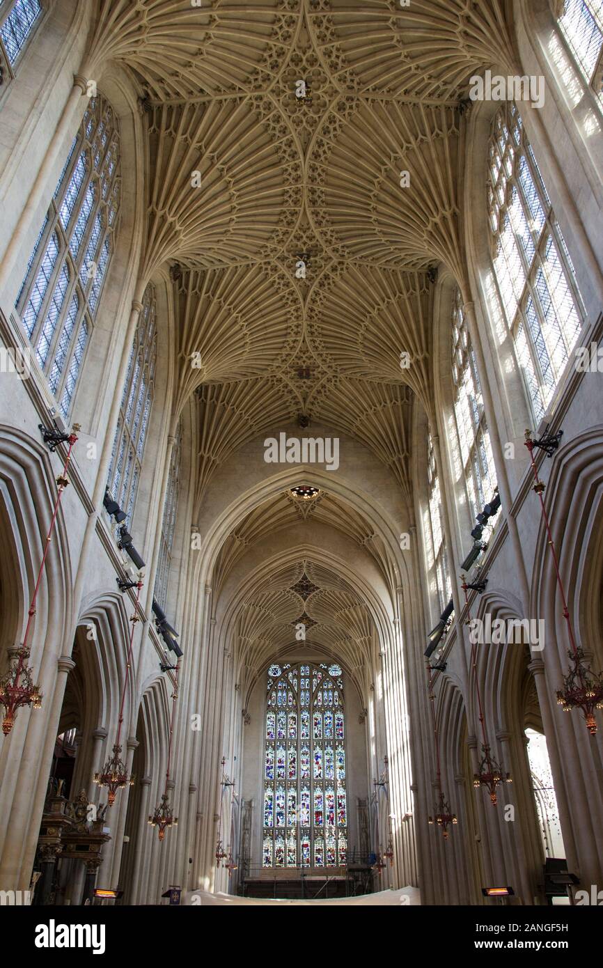 BATH, UK - APRIL 10, 2019. Interior of Bath Abbey an Anglican parish ...