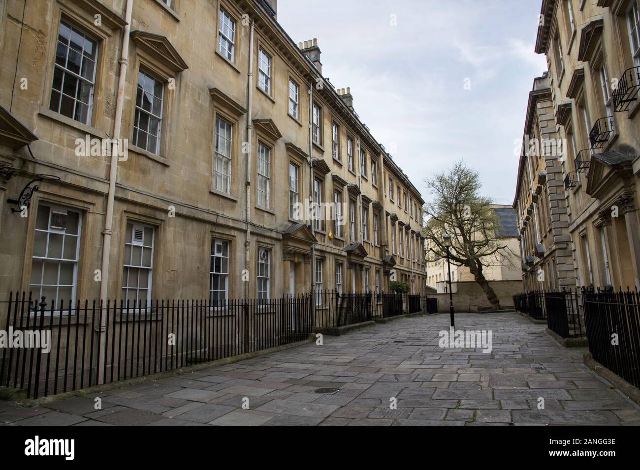 BATH, UK - APRIL 10, 2019. Streets of Bath with Georgian architecture ...