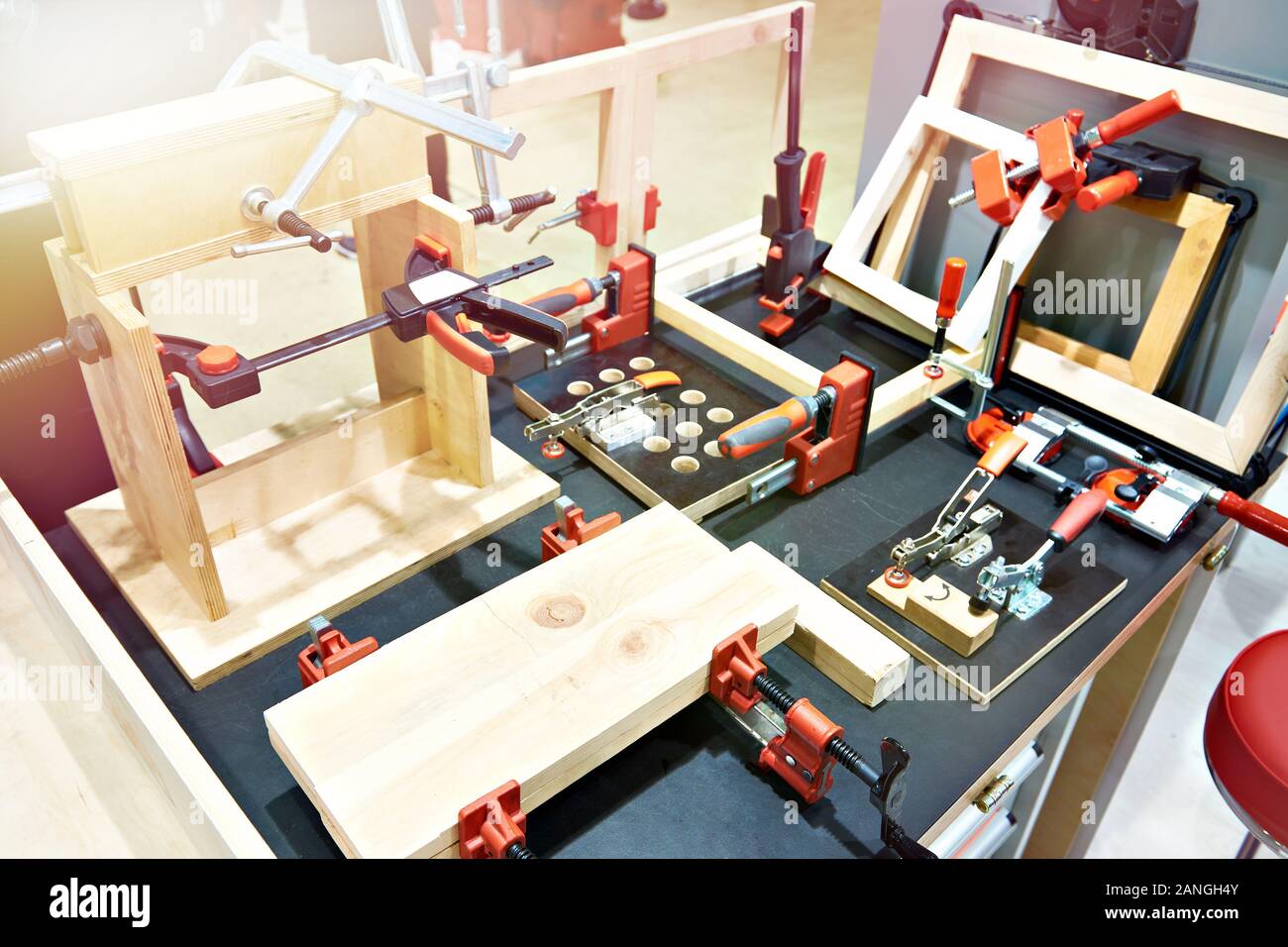Timber workbench hi-res stock photography and images - Alamy